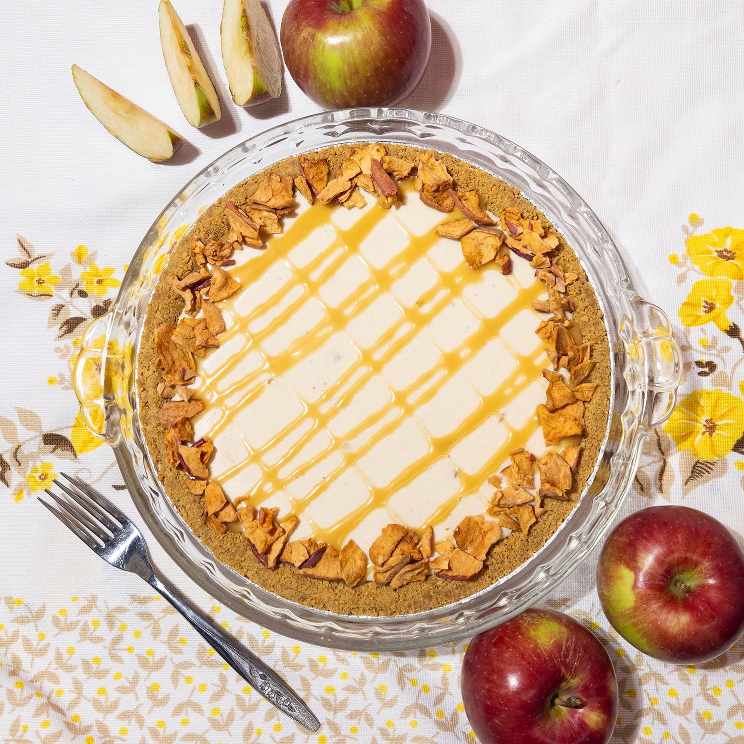 Caramel Apple Ice Cream Pie (V/GF/SF) • The Merry Dairy